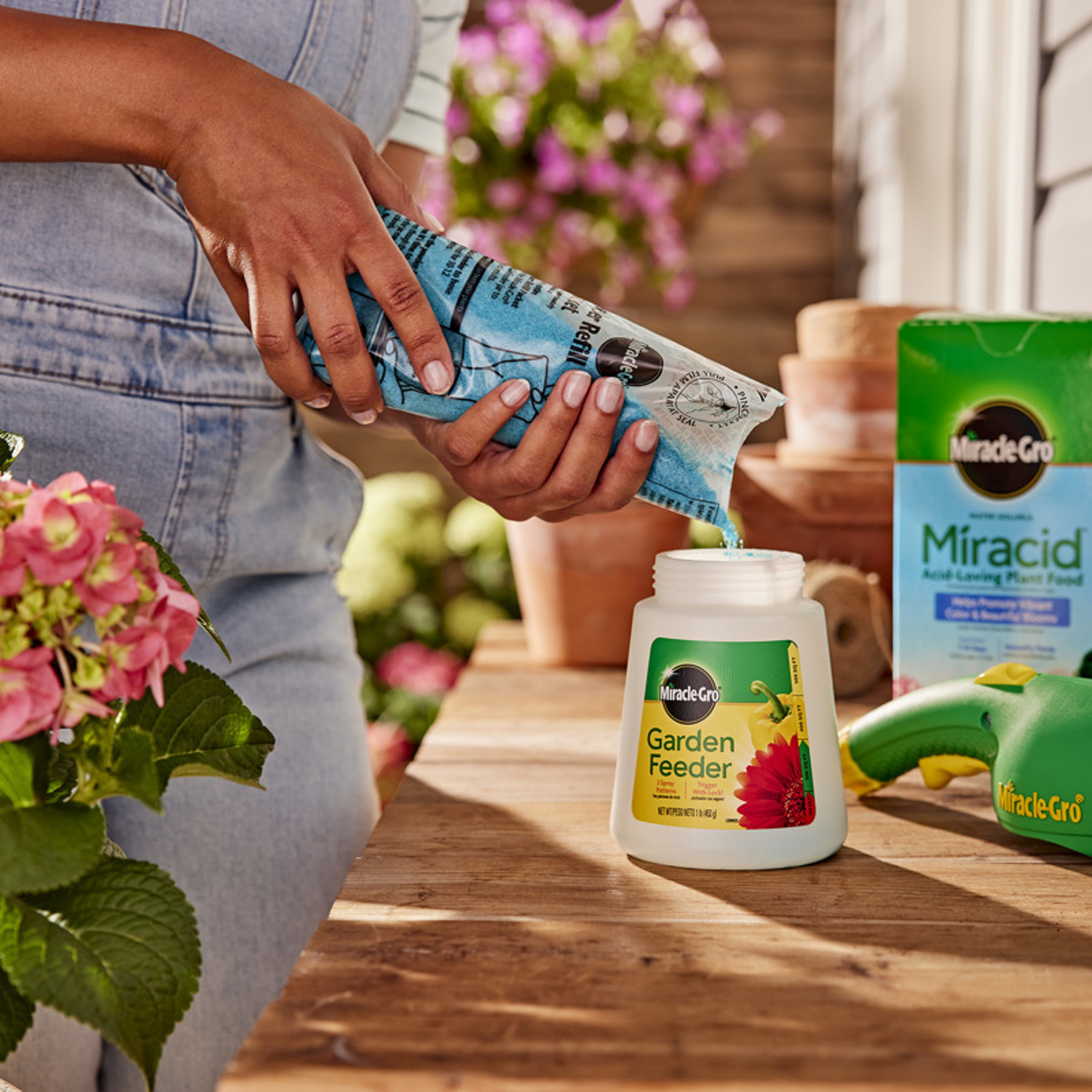 Miracle-Gro Miracid Powder Hibiscus Plant Food 4 lb | Stine Home + Yard ...