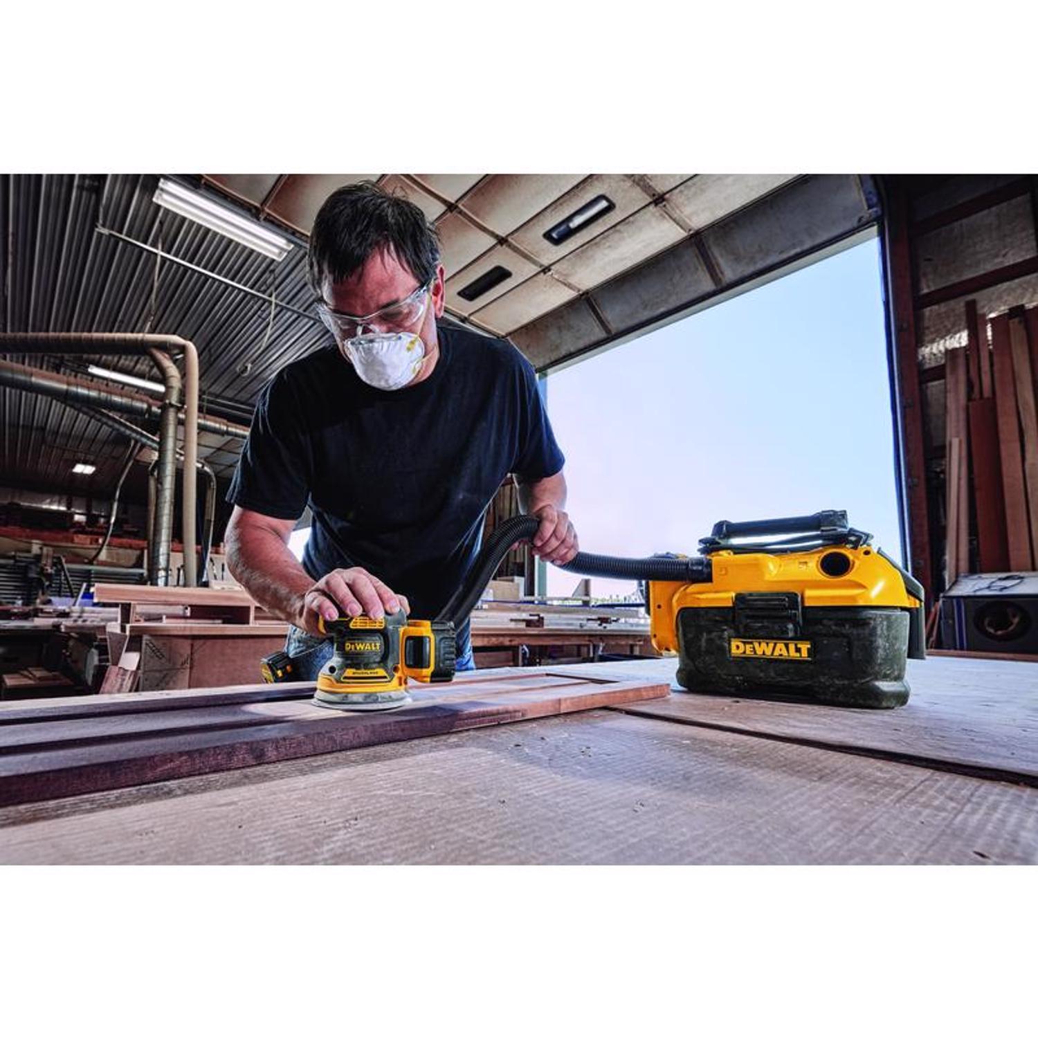 DeWalt 20V MAX XR Cordless 5 in. Brushless Random Orbit Sander Tool ...