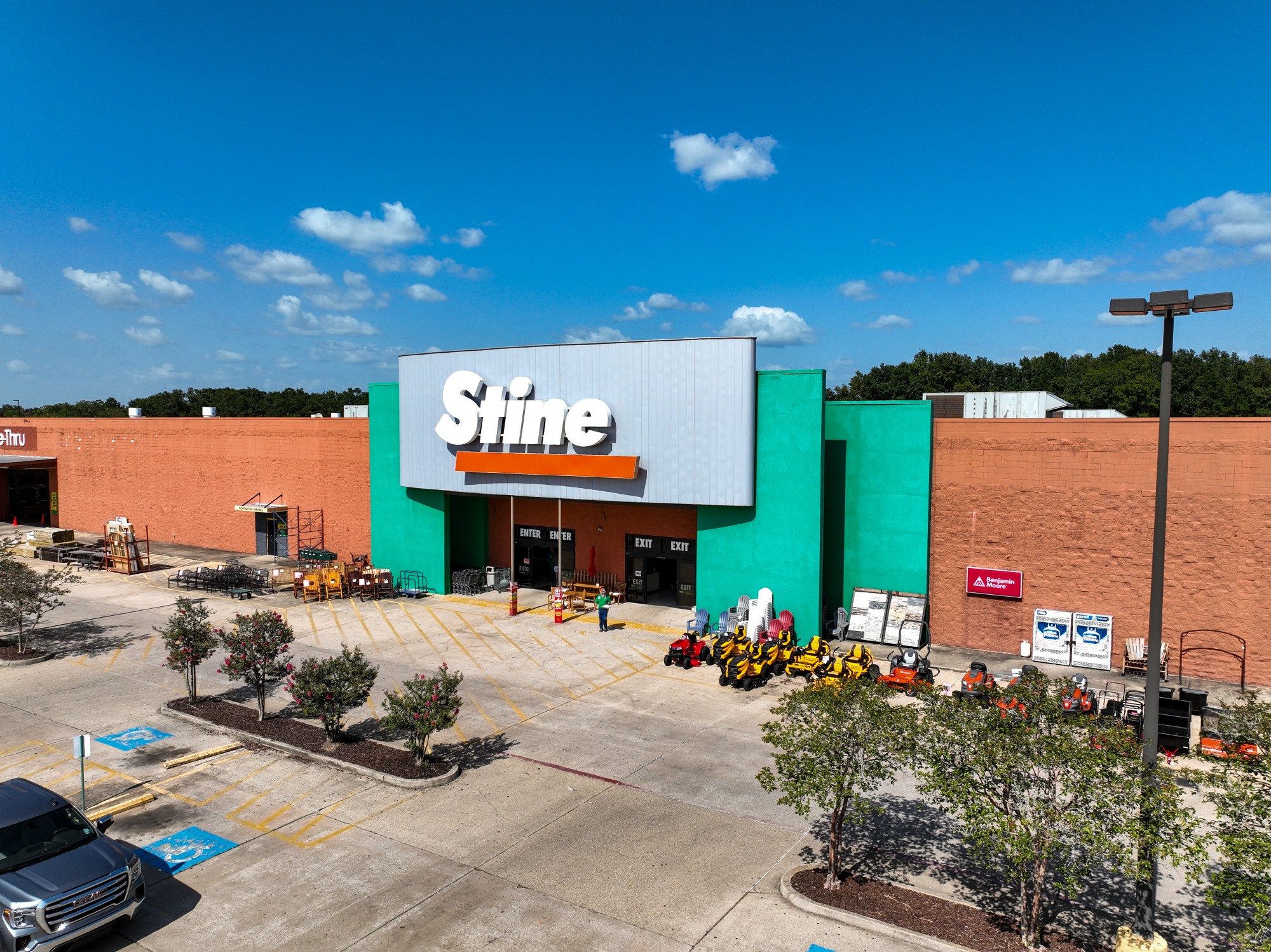 Jennings Store | Stine Home + Yard : The Family You Can Build Around™